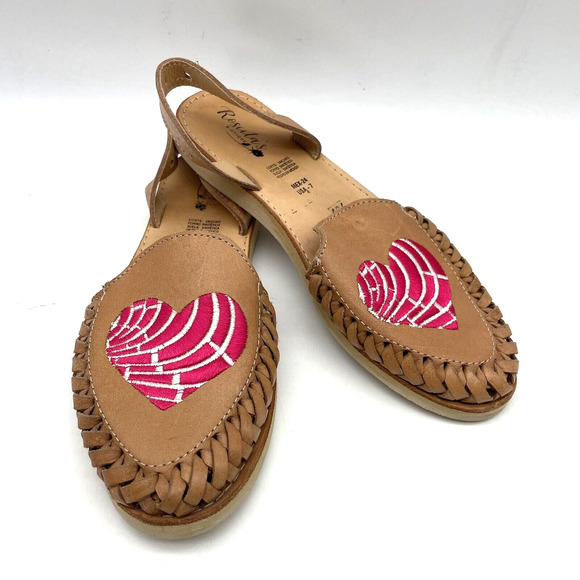 Rosiita's B-utique | Shoes | Rosiitas Butique Beige Braided Leather ...